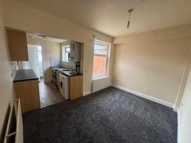 Mountcastle Road, Leicester LE3, 2 bed flat to rent, £750 pcm | PrimeLocation