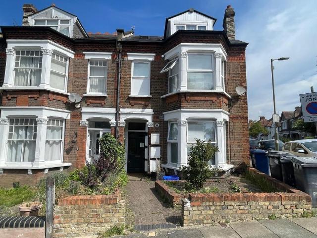 Mountfield Road, Finchley N3, Studio to rent, £1,200 pcm | PrimeLocation