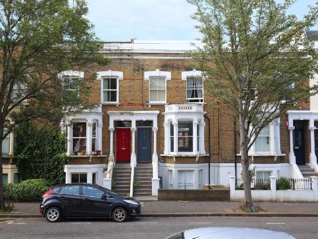 Mountgrove Road, Highbury N5, 3 bed flat to rent, £3,500 pcm | PrimeLocation