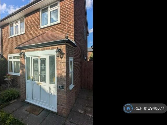 Mountjoy Close, Abbey Wood, SE2 3 bed end of terrace house to rent £2,150 pcm £496 pw