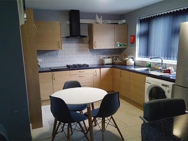 Mountjoy Close, London SE2 3 bed terraced house to rent £3,200 pcm £738 pw