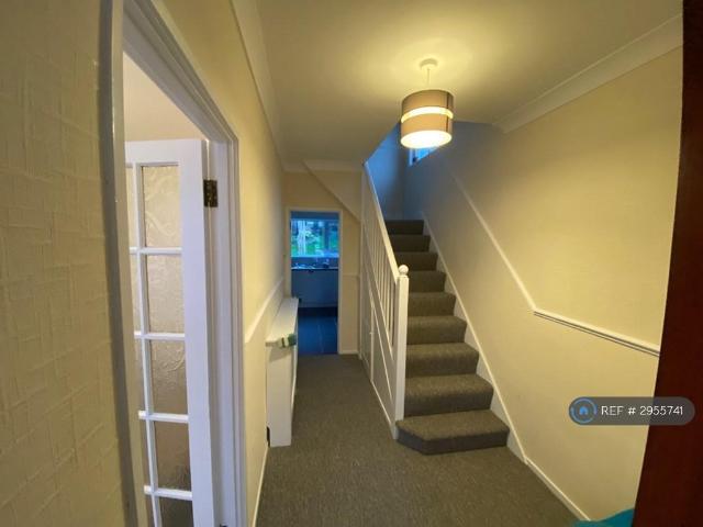 Mousehole Road, Portsmouth, PO6 3 bed end of terrace house to rent £1,580 pcm £365 pw