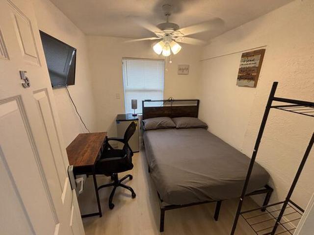 Move In Ready | Modern Living | 90 Day Minimum Stay Fully Furnished