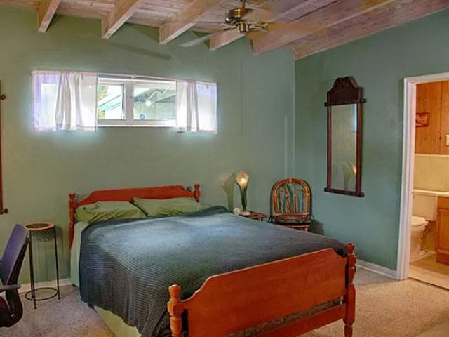 Move In Ready Furnished Room – Private Space