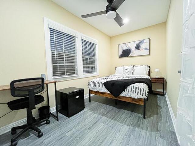 Move In Ready Furnished Rooms in Quiet House in Boyle Heights Near USC Medical & CSULA!