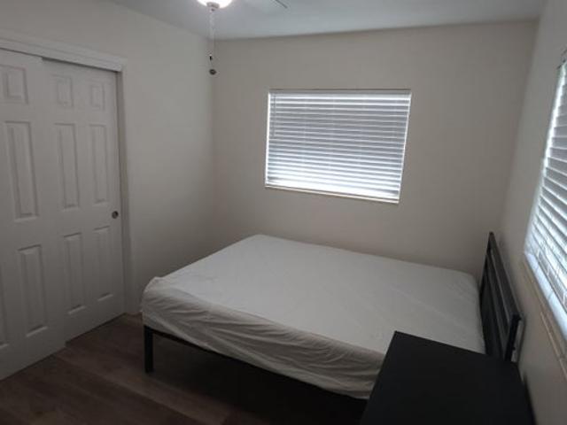 Move In Ready Furnished Student Rental for Female