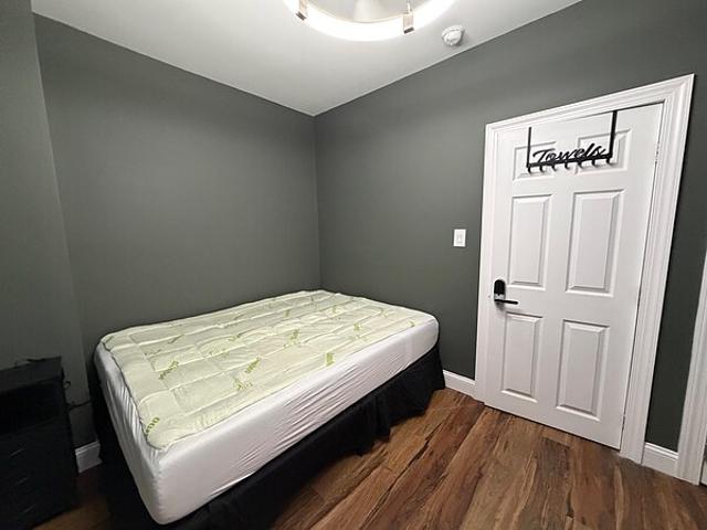 Move In Ready Room — Renovated Home, Transit Access
