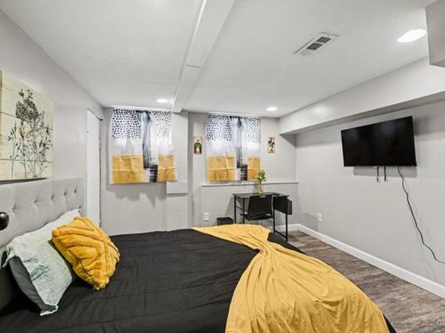 Move In Ready Townhouse – Utilities Included – Centrally Located