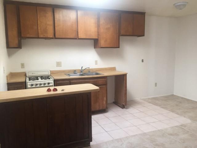 Move in Ready 1 Bedroom Apartment for Rent at 16201 Cahuenga Rd, Victorville, CA 92394 West City