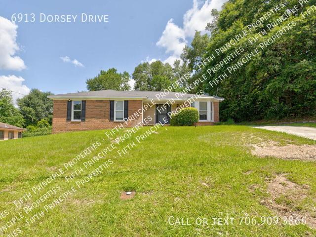 Move In Ready 3/2 in Columbus | Appliances + W/D + Lawn Care Included | $1,650/mo