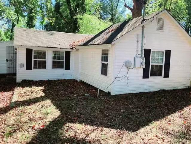 Move In Ready 3 Bed, 1 Bath Home Fresh Paint Gre 2940 Grand A.