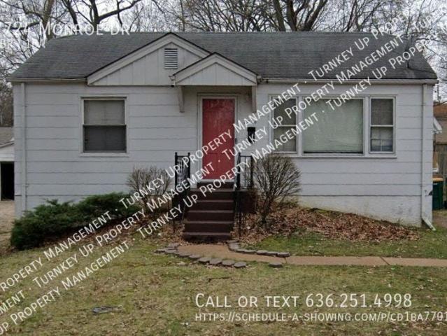Move In Ready 3 Bedroom Home in St. Louis with a Spacious Layout and Cozy Charm