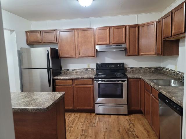 MOVE IN SPECIAL! 1st Month Free! Call the office for more details 3 Bedroom Apartment for Rent at 2615 Amherst Rd, Middleton, WI 53562 Amherst