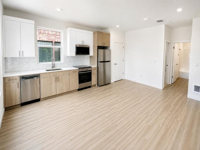 Move In Special: 4 WEEKS FREE RENT Upon Move In!* | New Construction Luxury Apartments| 1 Bedroom Apartment for Rent at 7110 N Greenwich Ave, Portland, OR 97217 Arbor Lodge