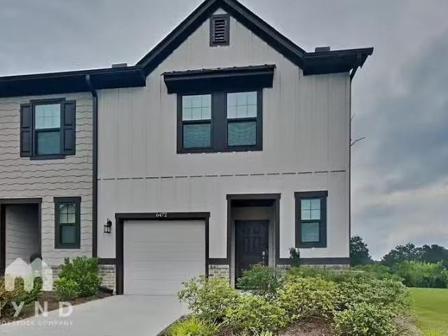 MOVE IN SPECIAL! $750 OFF YOUR FIRST FULL MONTH' 6472 Mountai.