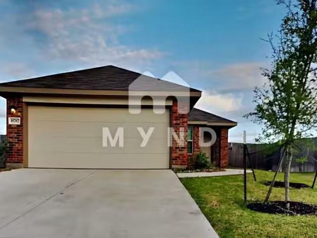 MOVE IN SPECIAL! FIRST FULL MONTH'S RENT FREE! MU 18787 Faus.