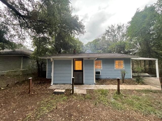 Move in special of $1599 for approved applicants that take possession on or before March 31st 2025