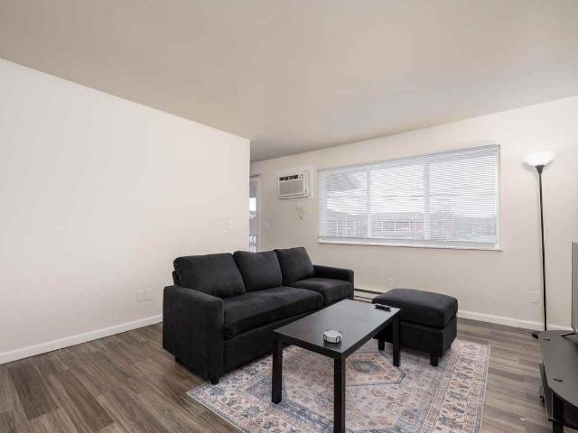 Move in Today! Half of Security Deposit! 2 Bedroom Apartment for Rent at 1930 S Goyer Rd, Kokomo, IN 46902
