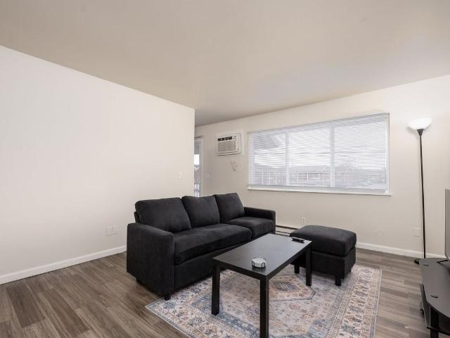 Move in Today! Half of Security Deposit! 2 Bedroom Apartment for Rent at 1930 S Goyer Rd, Kokomo, IN 46902