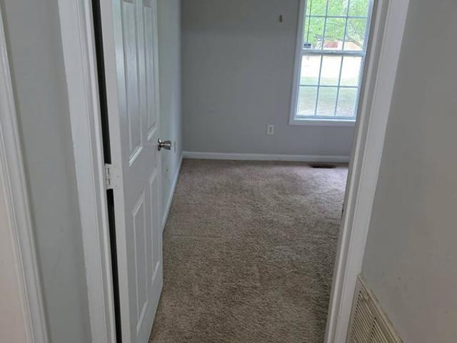 Move in 7/31! Beautiful, quiet neighborhood!