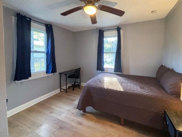 MoveIn Ready Rooms in Jacksonville! ️ Utilities