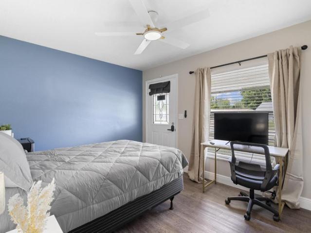 MOVEIN READY ROOMS in Renovated Orlando Home! Ju