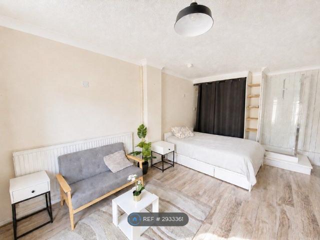 Mowbray Road, Cambridge CB1, Room to rent, £950 pcm | PrimeLocation