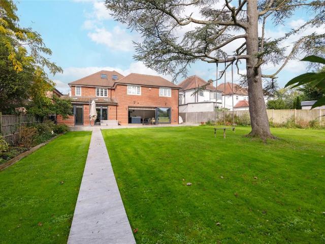 Mowbray Road, Edgware HA8, 5 bed detached house to rent, £6,000 pcm | PrimeLocation