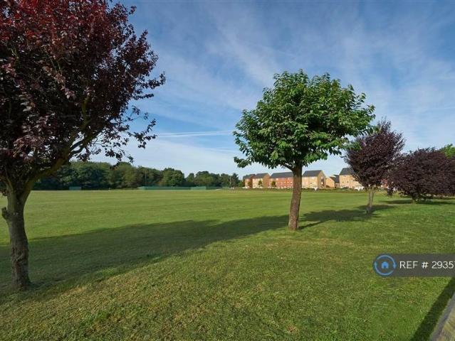 Mowlam Court, Watford, WD24 1 bed flat to rent £1,240 pcm £286 pw