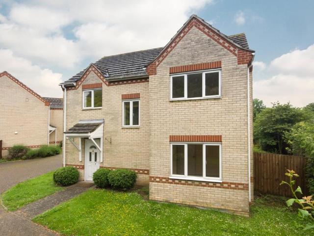 Mowlam Close, Impington, Cambridge 4 bed detached house to rent £1,550 pcm £358 pw