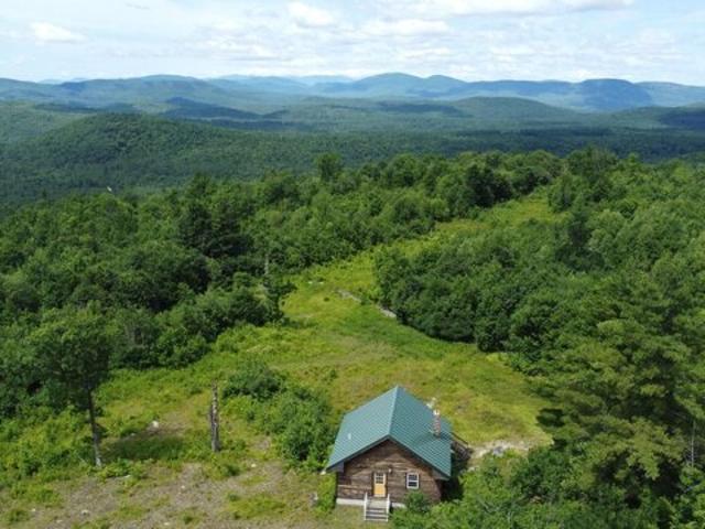 Moxl Cemetery Rd, Albany Township, Home For Sale