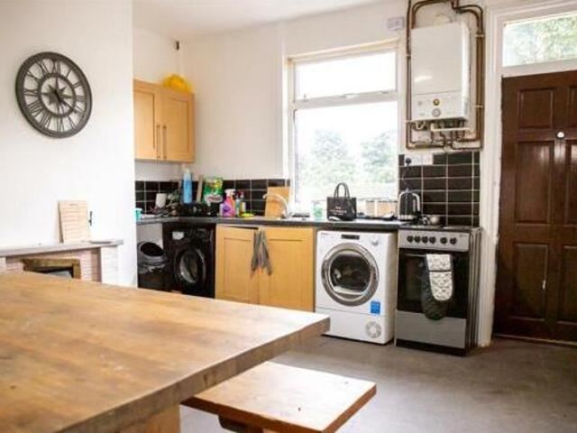 Moxon Street, Wakefield, 2 Bedroom Terraced