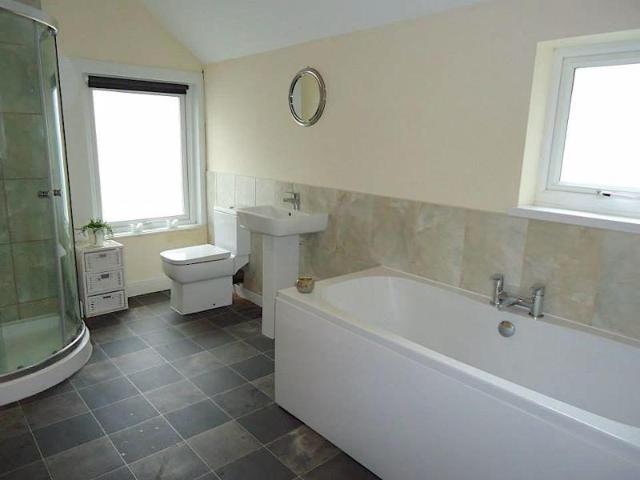 Moy Road, Cardiff CF24 4 bed terraced house to rent £2,300 pcm £531 pw