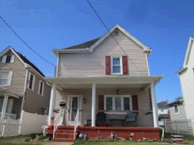 Moyer Ave