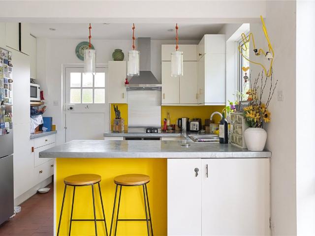 Moyser Road SW16, 3 bed detached house to rent, £3,000 pcm | PrimeLocation