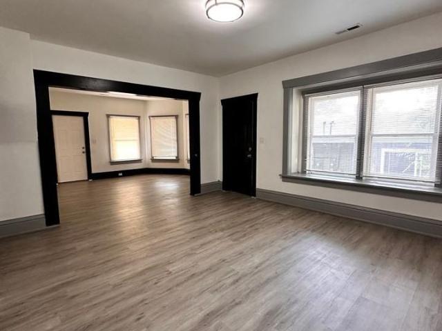 MP135 2907 E Jackson 3 Bedroom Apartment for Rent at 2907 E Jackson Ave, Spokane, WA 99207