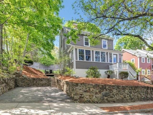 Mt Vernon St, Arlington, Home For Sale