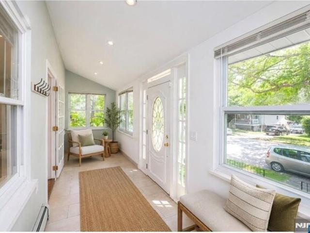 Mt Vernon St, Ridgefield Park, Home For Sale