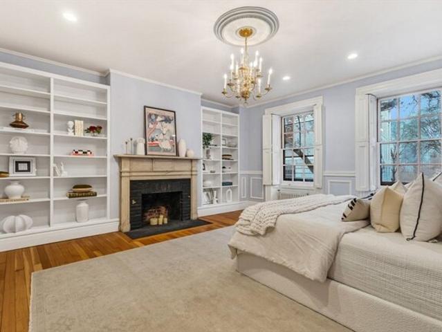 Mt Vernon St Unit,boston, Condo For Sale