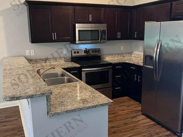 Mt Victor Estates 2 Bedroom Apartment for Rent at 161 Old Lovers Ln, Bowling Green, KY 42103
