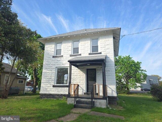 Mt Holly Rd, Burlington Township, Home For Sale