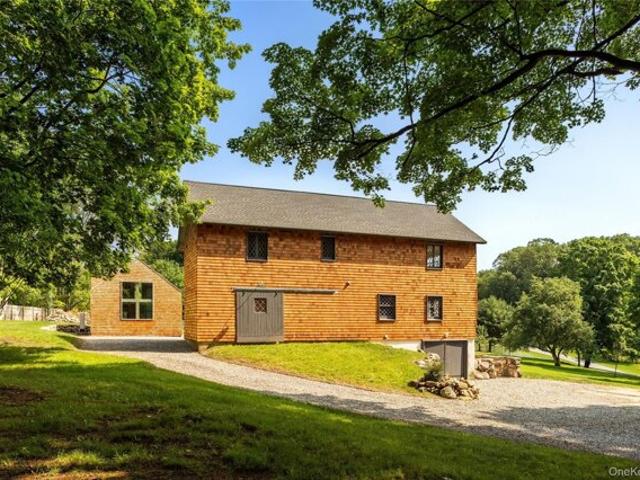 Mt Holly Rd, Katonah, Home For Sale