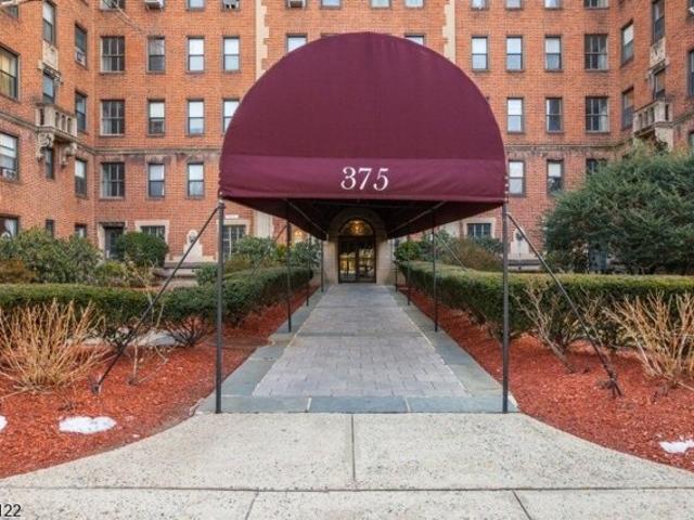 Mt Prospect Ave Unit Aw, Newark, Condo For Sale