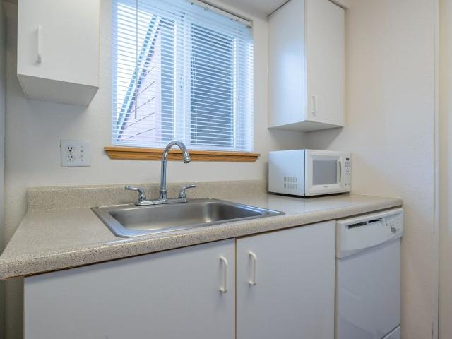 Mt. Scott Commons 1 Bedroom Apartment for Rent at 11299 Se Stevens Rd, Happy Valley, OR 97086 Sunnyside