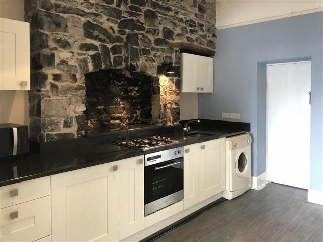 Mumbles Road, Mumbles SA3, 2 bed flat to rent, £950 pcm | PrimeLocation