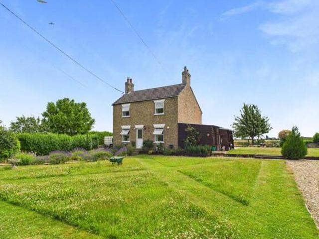 Mumbys Drove, Three Holes, 3 Bedroom Cottage