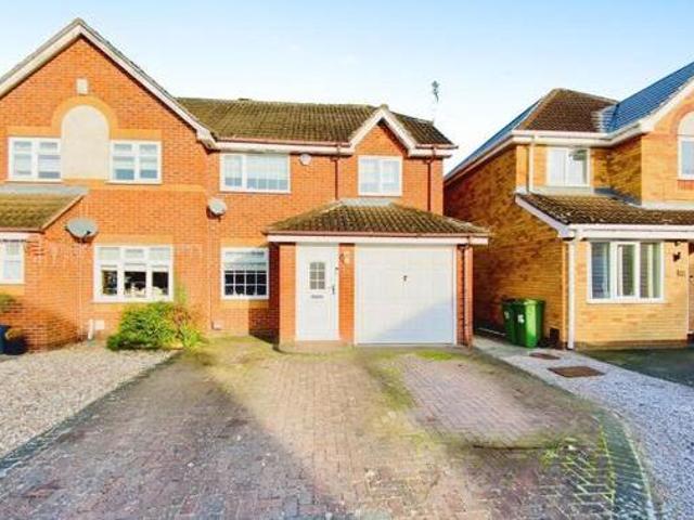 Muntjack Road, Whetstone, 3 Bedroom Semi detached