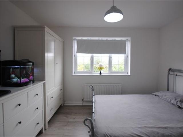 Muncies Mews, London
