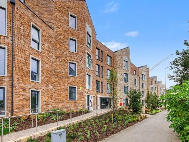 Munda Way, Oxford OX2, 3 bed flat to rent, £2,750 pcm | PrimeLocation