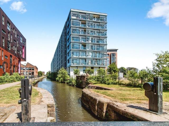 Munday Street, Greater Manchester M4 2 bed apartment to rent £1,450 pcm £335 pw
